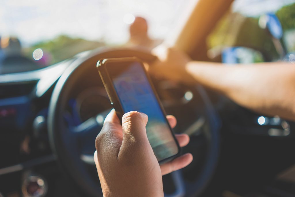 General Assembly passes bill banning cellphone use while driving ...